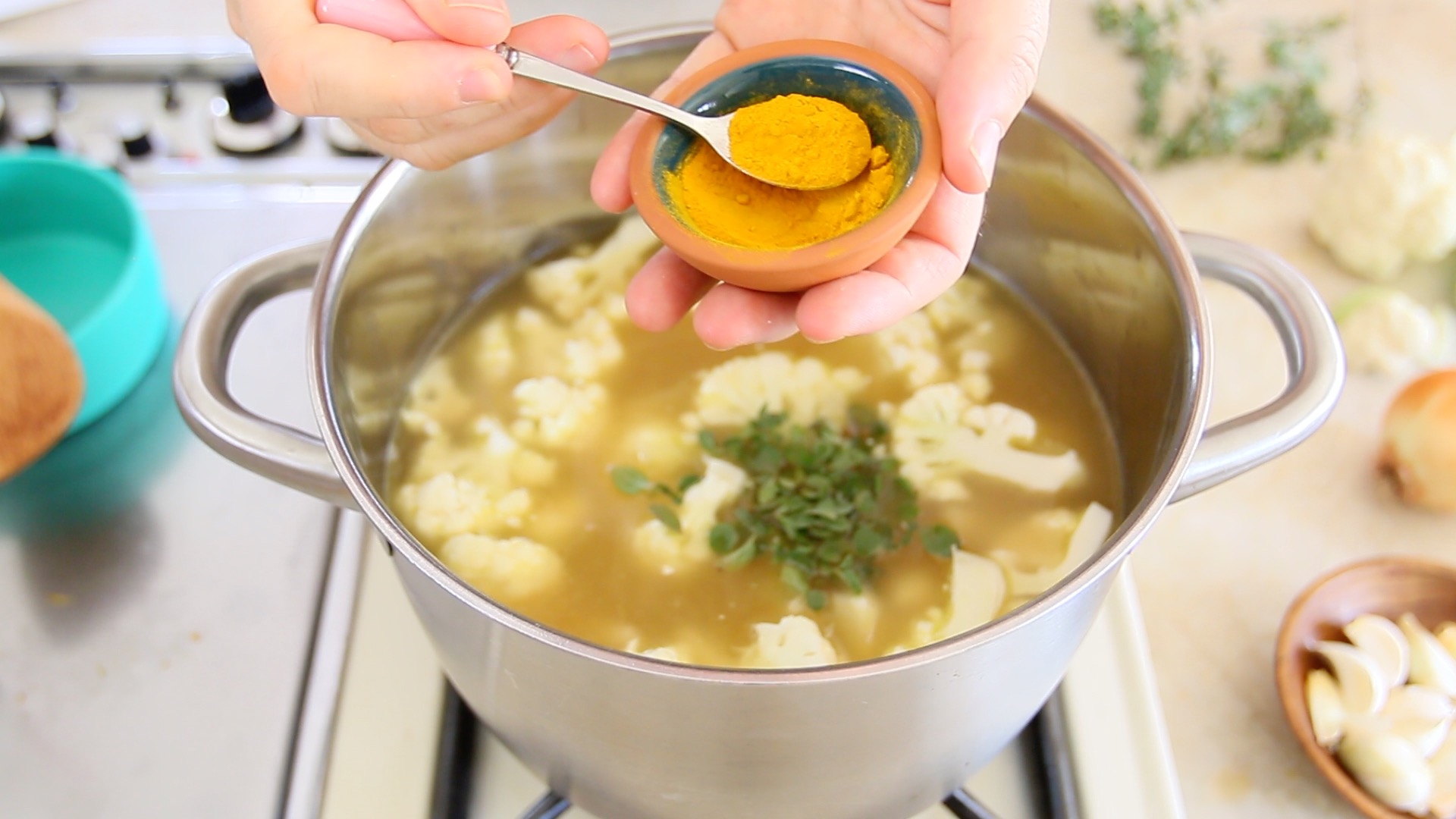 Cauliflower Turmeric Beans Golden Soup +6M | Buona Pappa